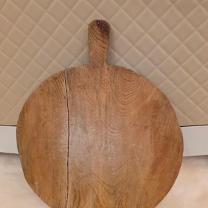 Vintage European Round Breadboard | 20” Rustic Wooden Bread Board ...