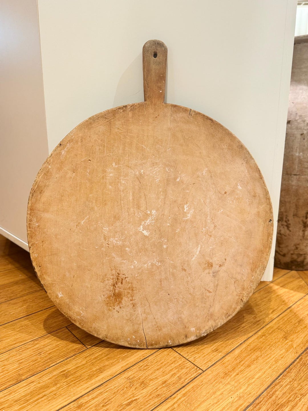 23” Vintage Round Breadboard - Etsy