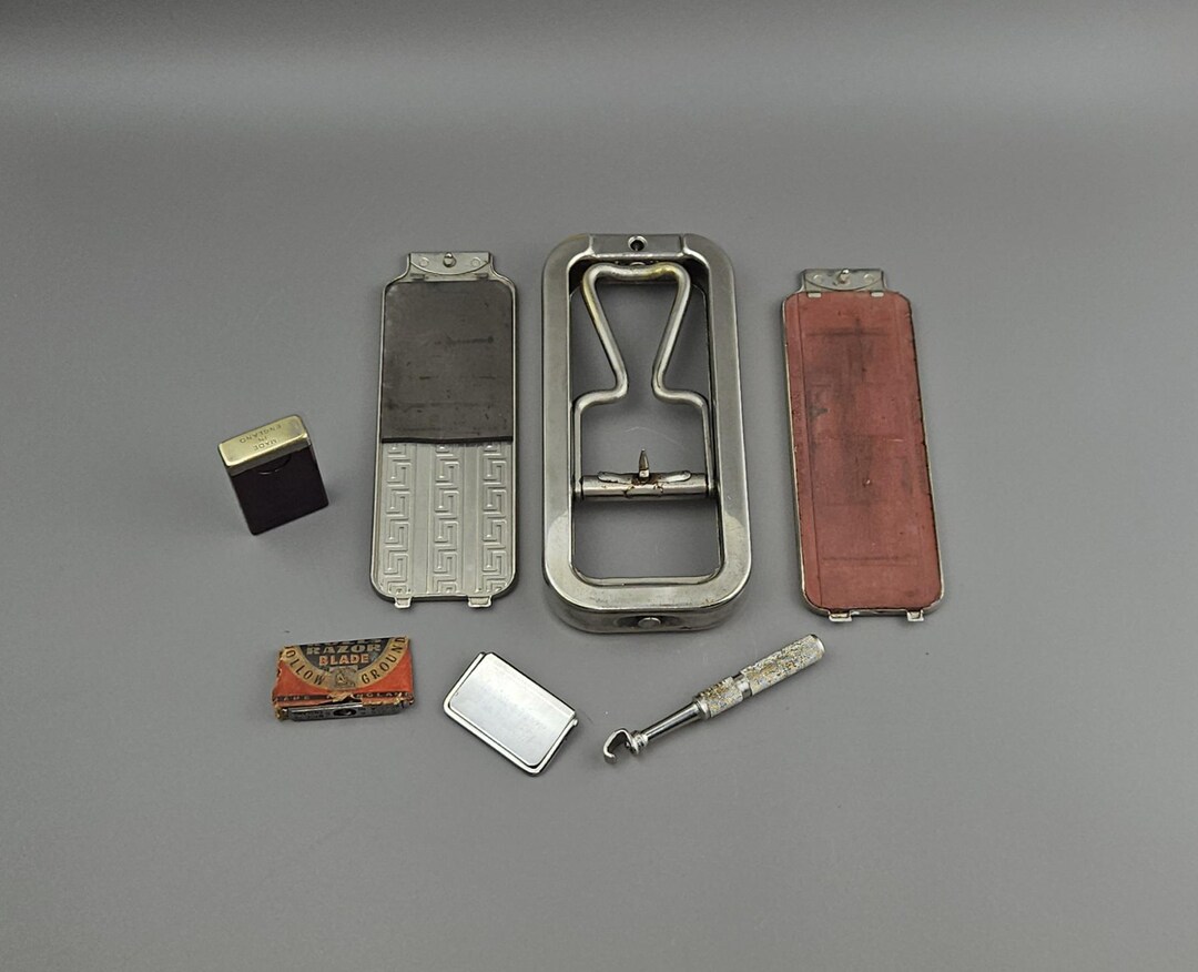 Vintage Imperial Rolls Razor: A Barber's Essential and Self-sharpening ...