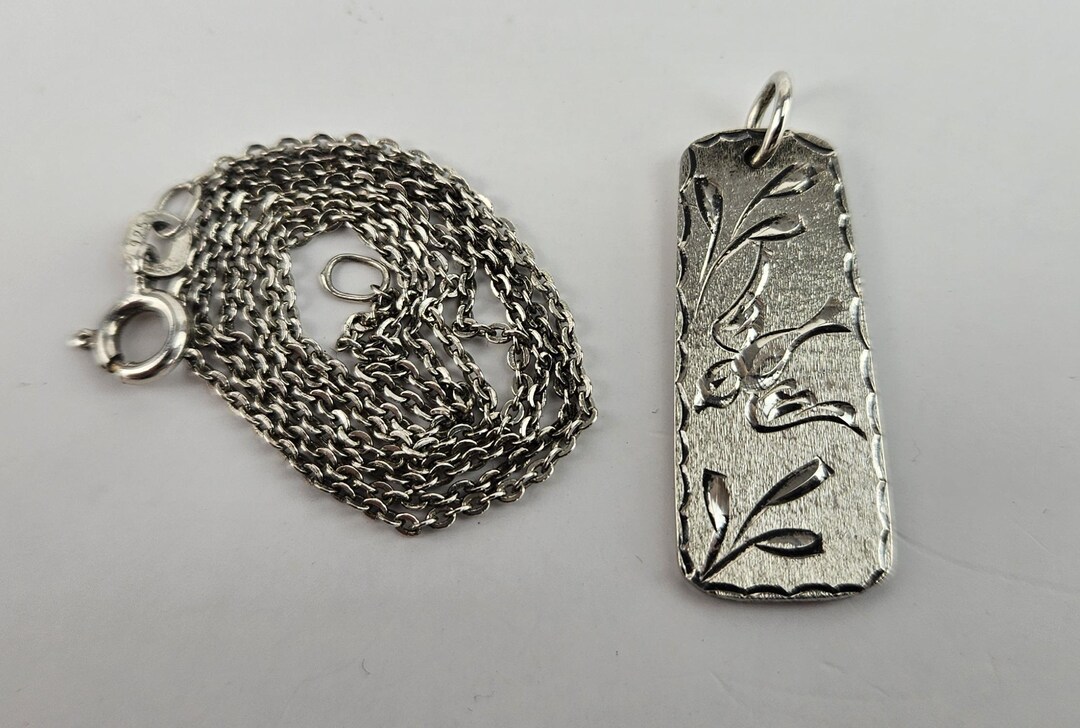Silver Engraved Bird Ingot Pendant & Chain Hallmarked BHX 1978. Boxed ...