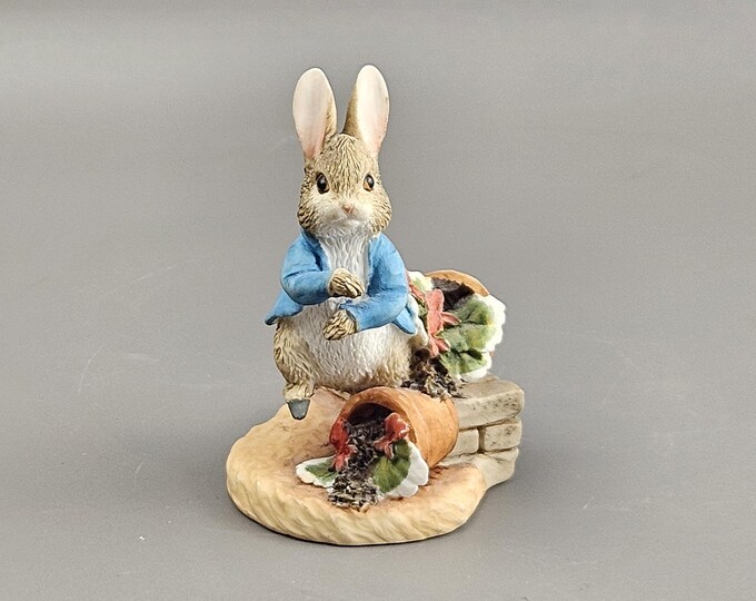 Peter Rabbit Figurine" Peter With a Plant Pot". Beatrix Potter World ...