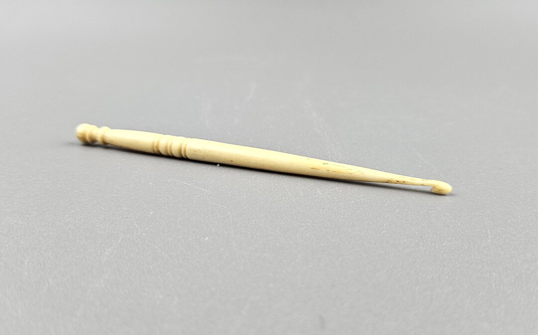 Bone Crochet Hook With a Turned Handle. - Etsy