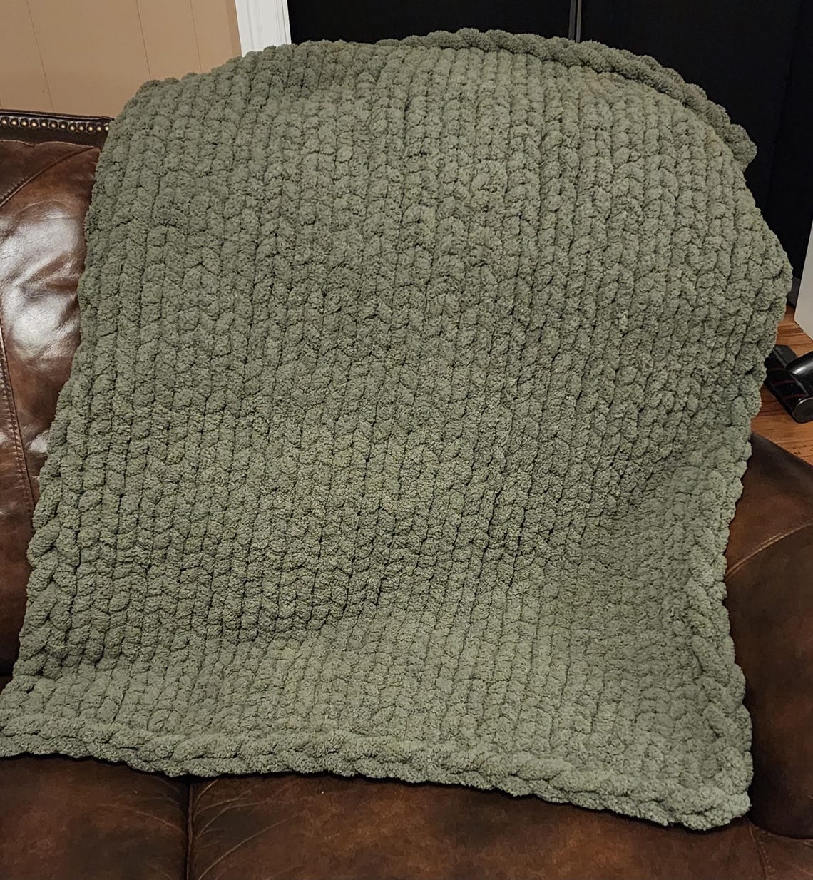 Olive Green Chunky Knit Throw Blanket Soft Cozy Birthday Holiday ...