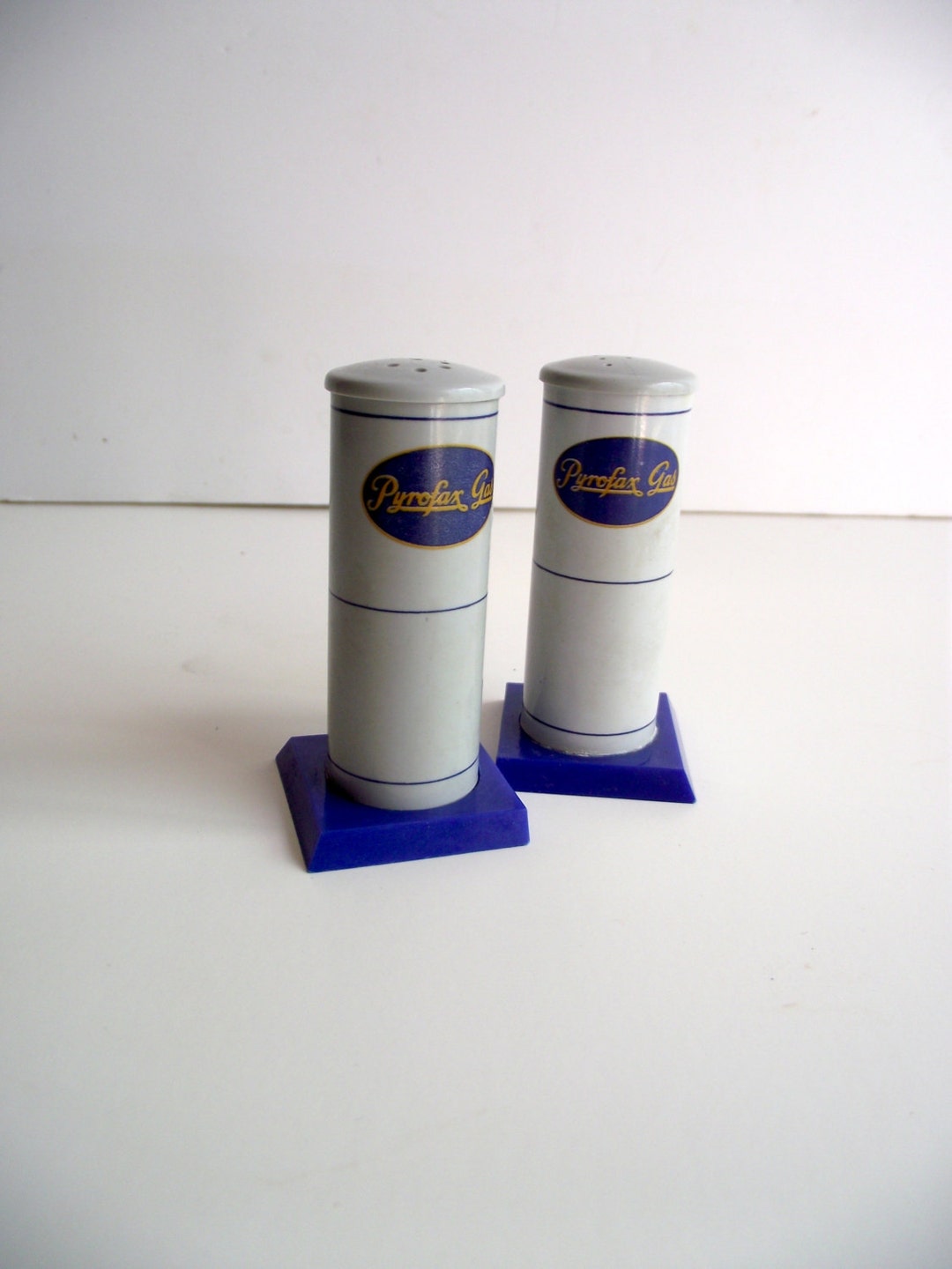 1960s Pyrofax Gas Salt & Pepper Shaker Set - Etsy