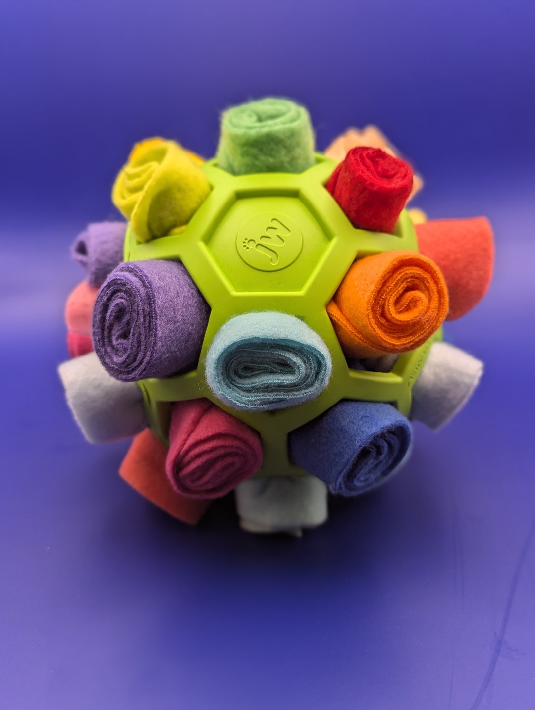 Spiky Snuffle Ball: Treat Dispenser, Dog Enrichment Toy, Puzzle Toys ...