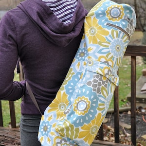 Yoga and Pilates Mat Bag, Sturdy Blue Weaved Yoga Tote Bag, Textured ...