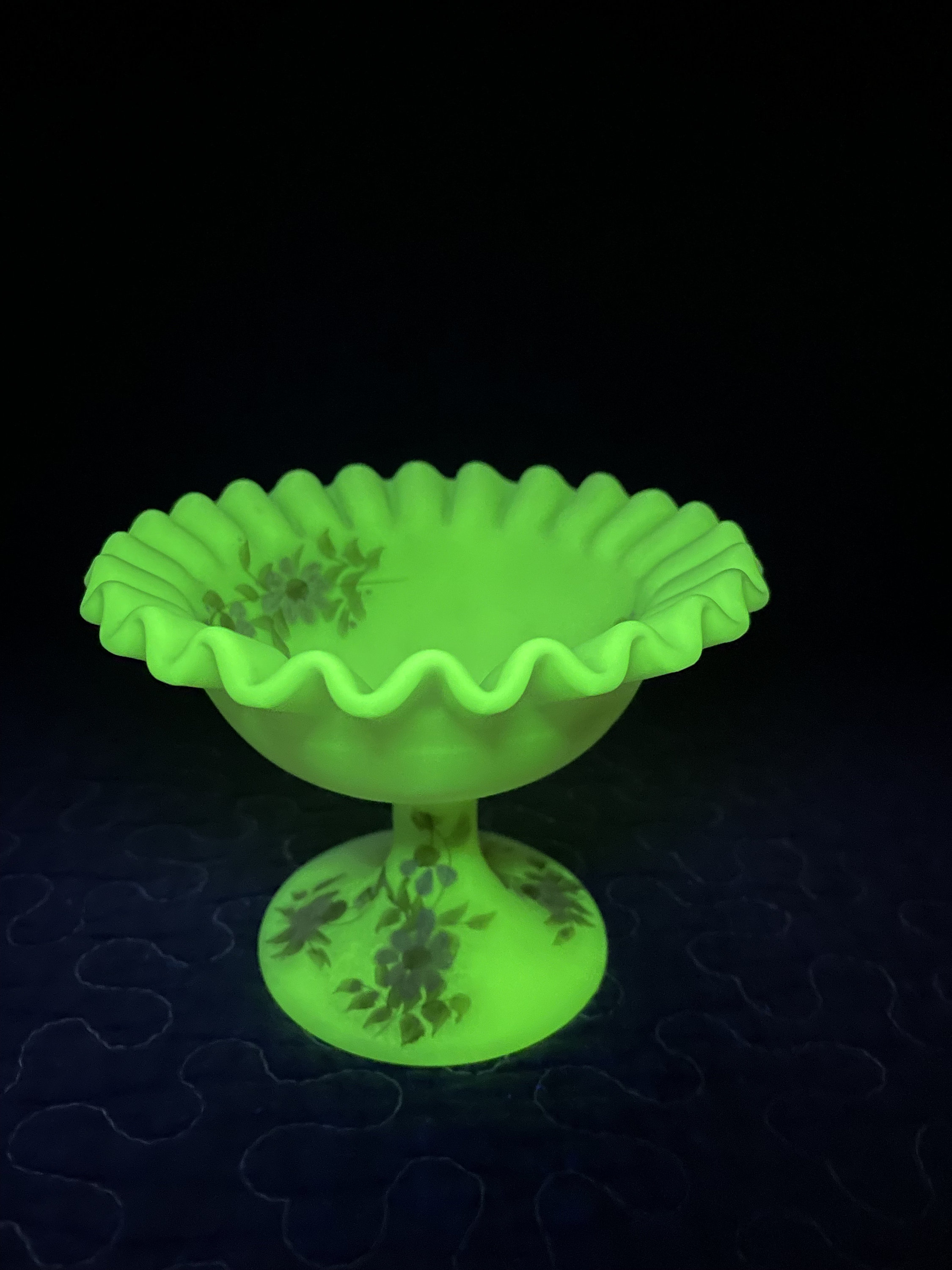 Fenton Satin Custard Ruffle Dish Hand Painted by D. Anderson With ...