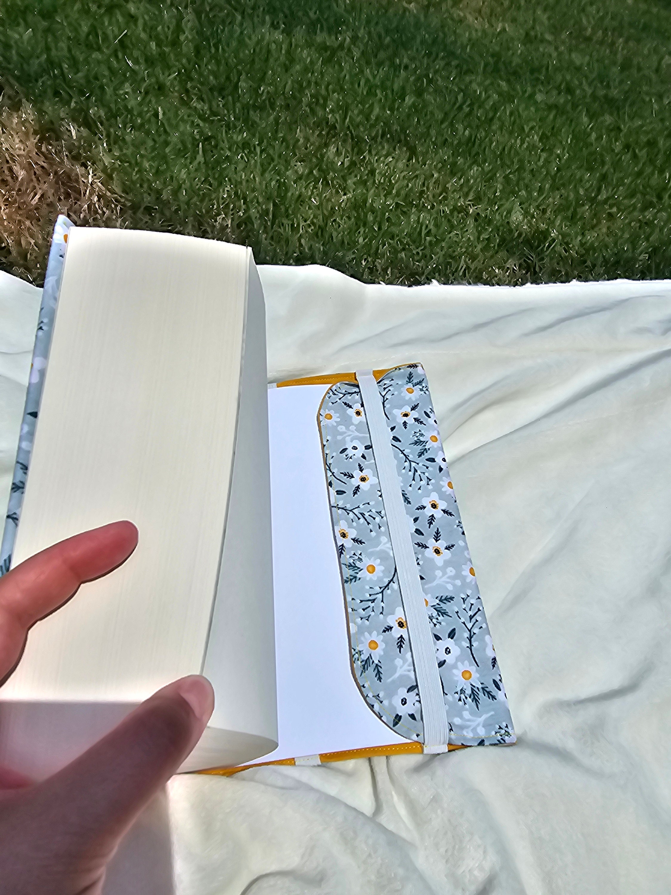 Adjustable Fabric Book Cover - Etsy