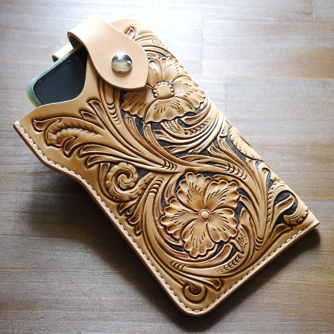 Western Holster-type Phone Holder, Leather Carving,made in Japan ...