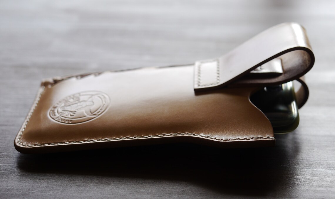 Western Holster-type Phone Holder, Leather Carving,made in Japan ...