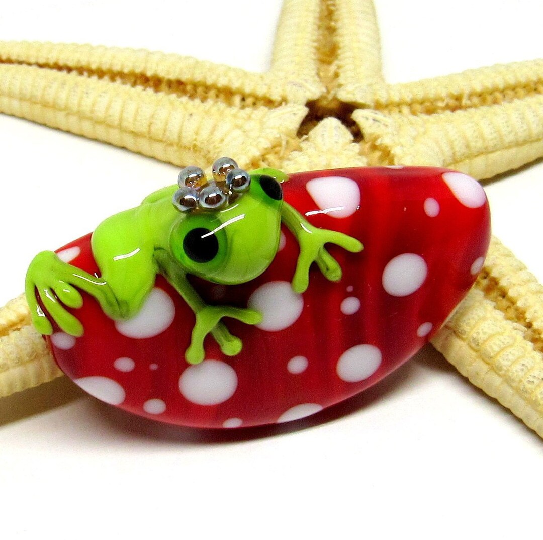 Glassbead With Frog, 4mm Hole, Pendant, Lampwork, MTO - Etsy