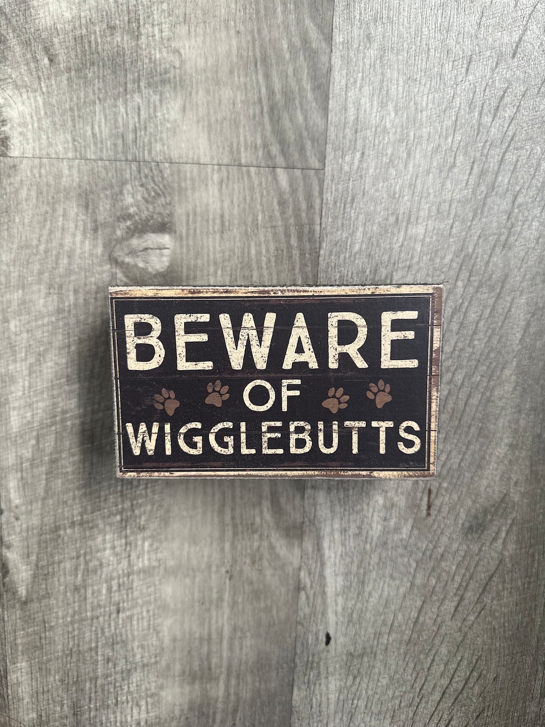 Beware of the Wiggle Butts Sign - Etsy