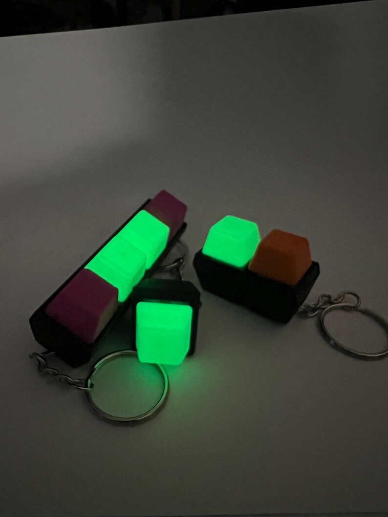 3d Printed Lightsaber Keychain With Glow in the Dark Blade. - Etsy