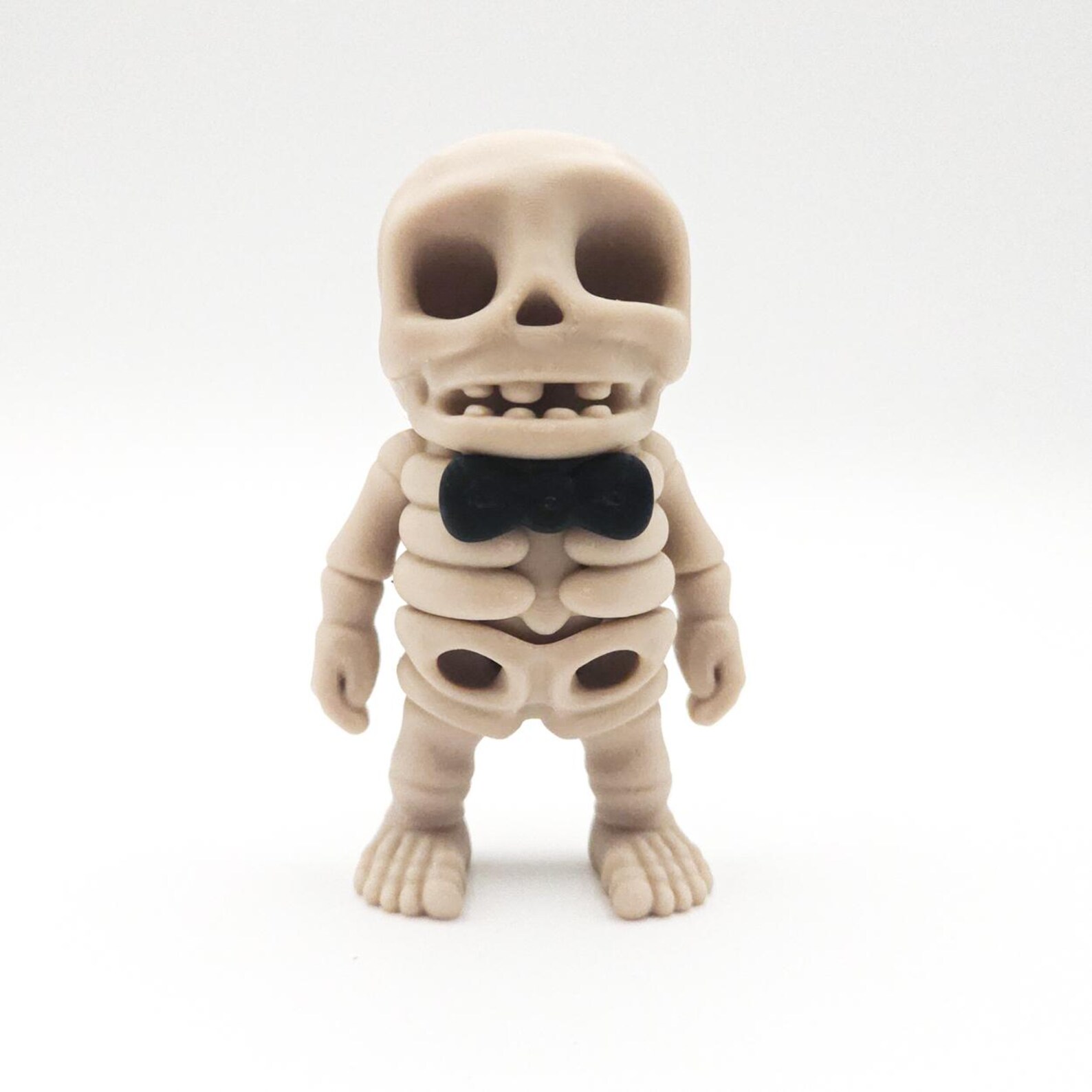 Skeleton Fidget With Bow Tie: Articulated Spooky Halloween Desk Decor ...