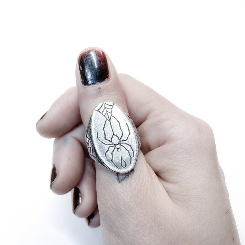 DG+AO Collection: Spider Web Signet Ring in Sterling Silver - Etsy