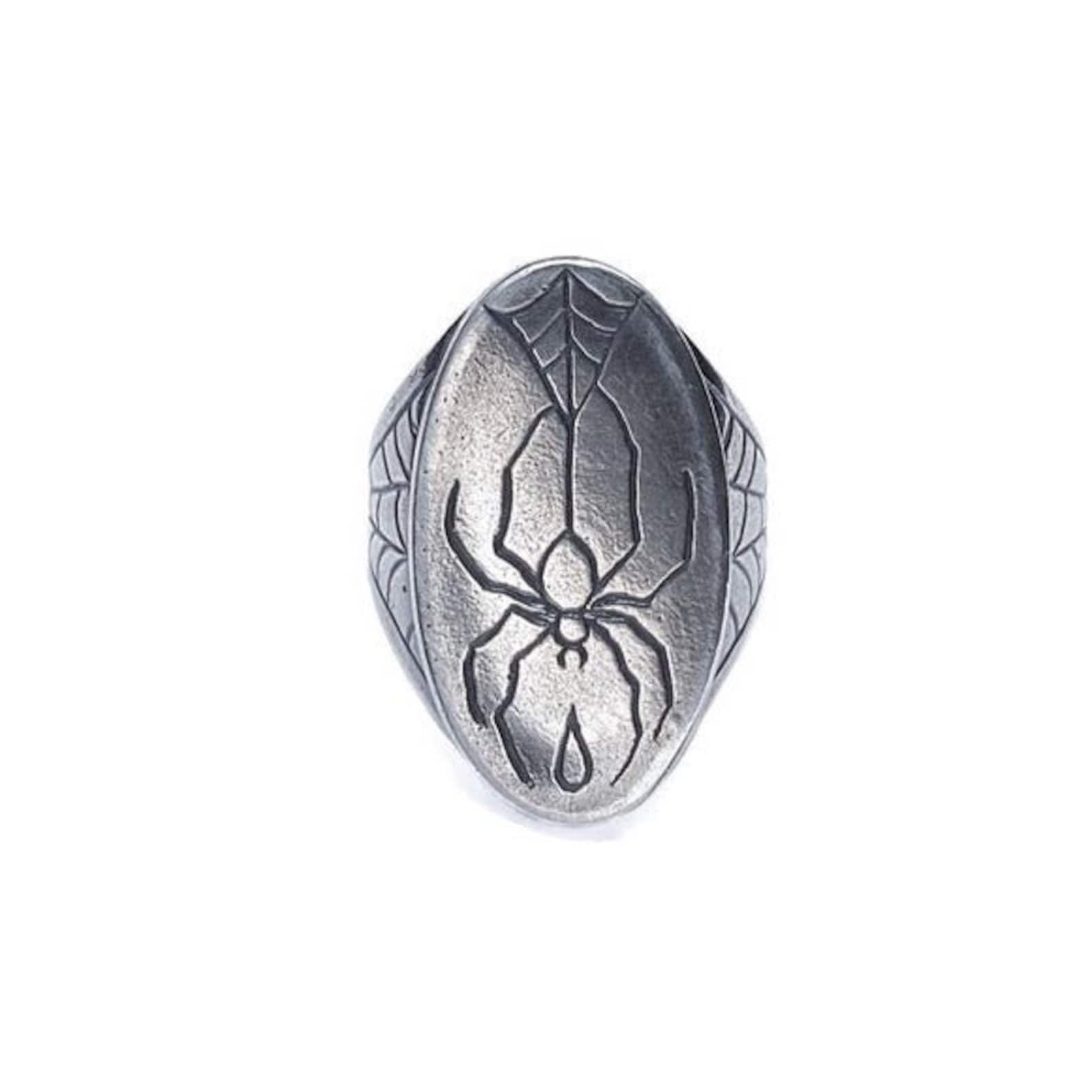 DG+AO Collection: Spider Web Signet Ring in Sterling Silver - Etsy