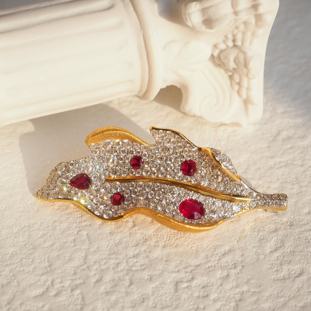 Pigeon Blood Red Ruby Brooch, 18k Solid Gold Brooch,statement Ruby ...