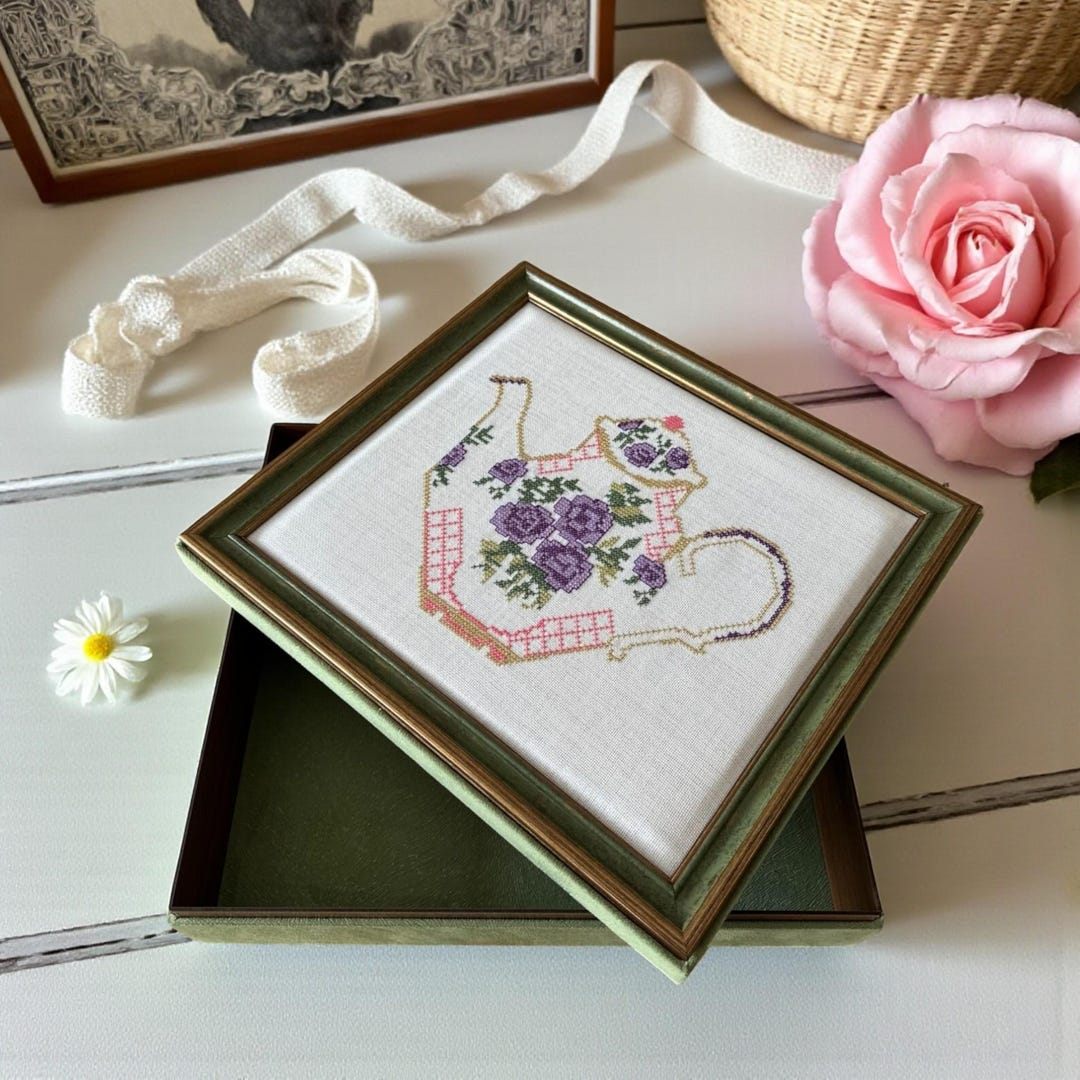 Custom Keepsake Box With Embroidered Floral Design, Large Memory ...