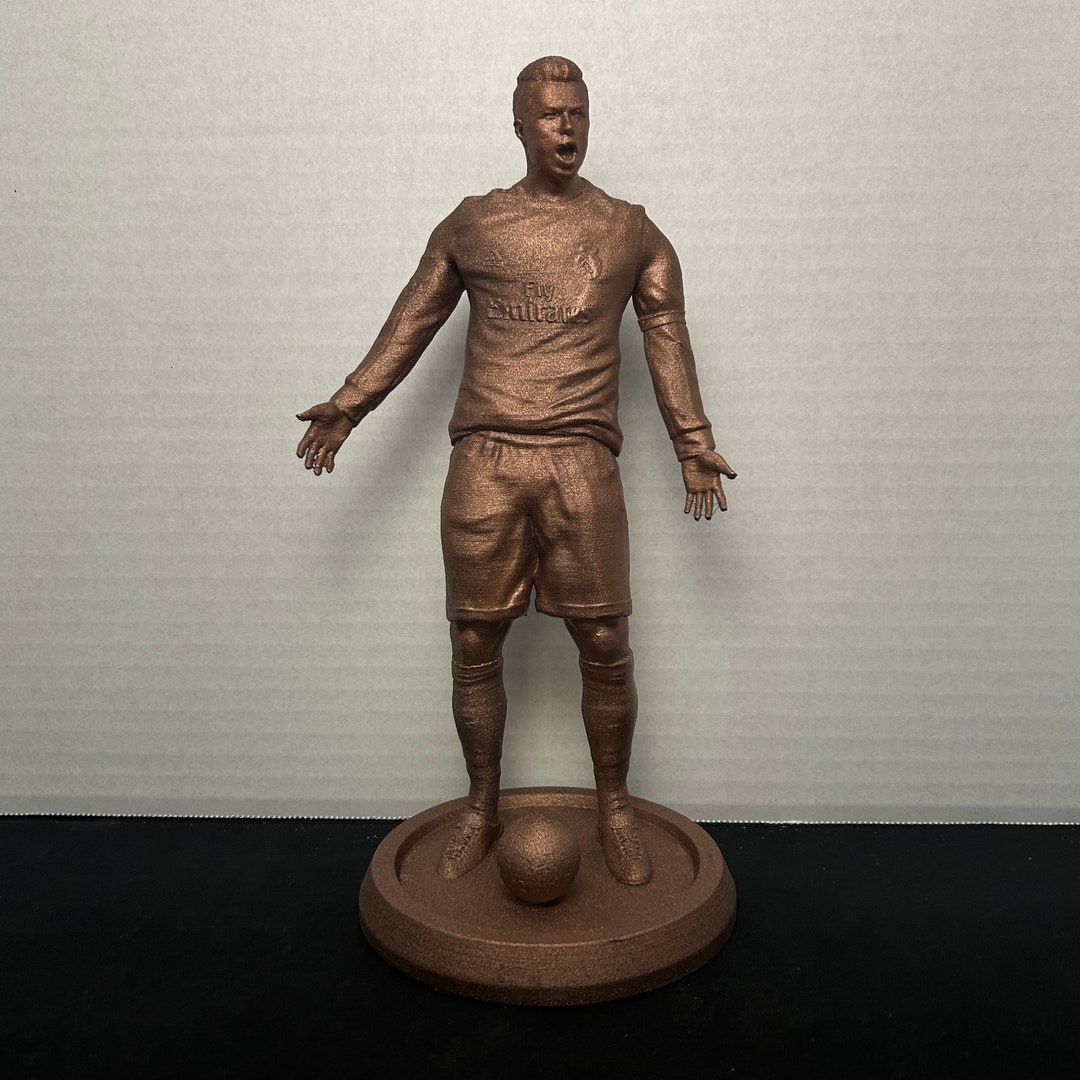 Cristiano Ronaldo CR7 Football Statue Decoration Figurine Art Trophy - Etsy