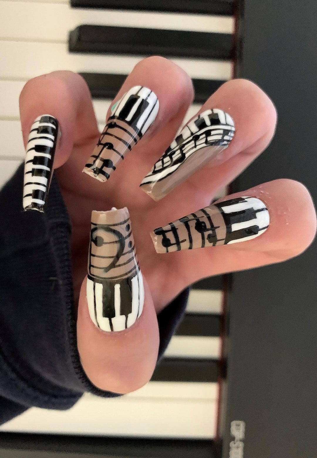 Piano & Music Notes Gel Nails - Etsy