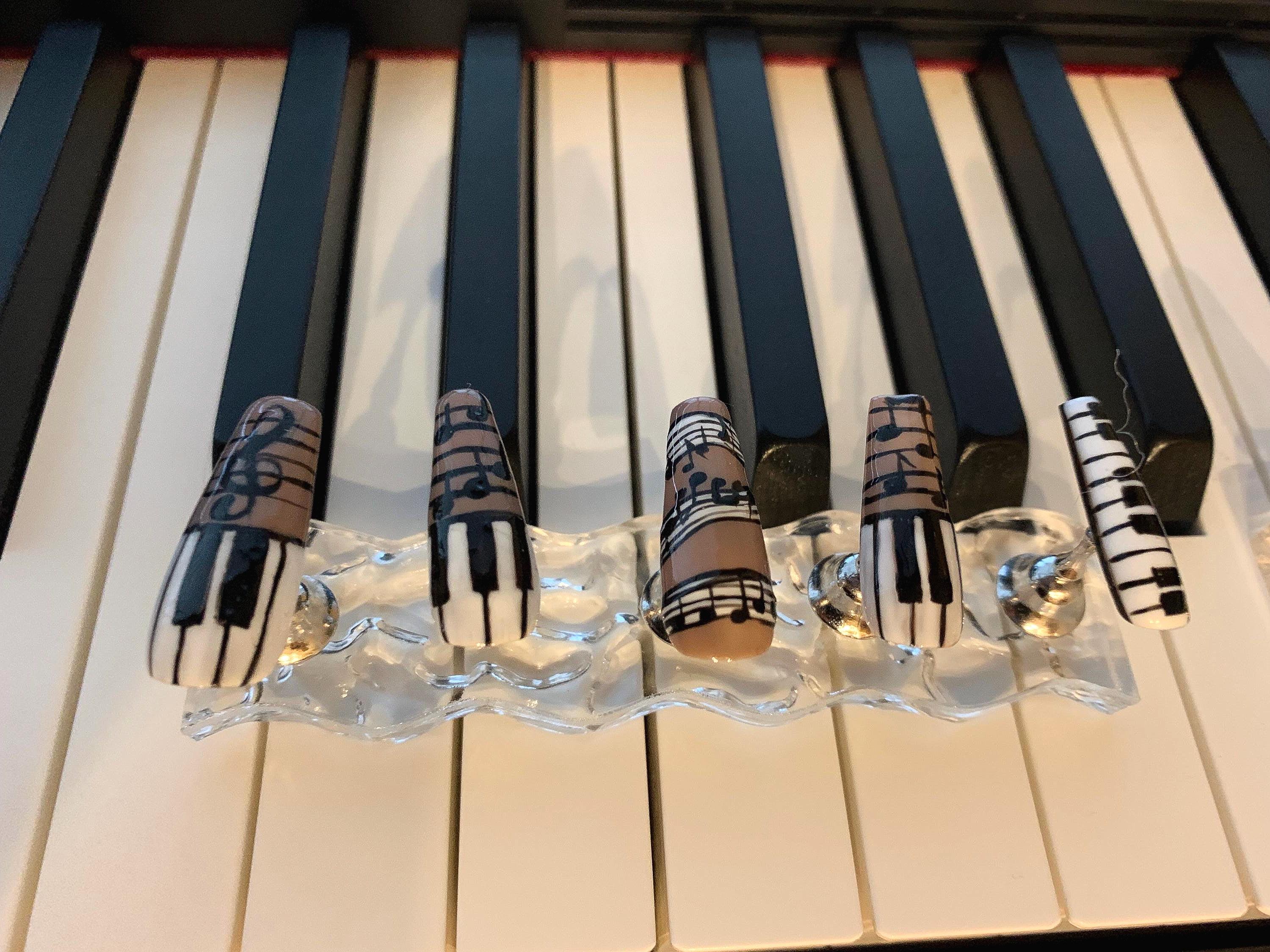 Piano & Music Notes Gel Nails - Etsy