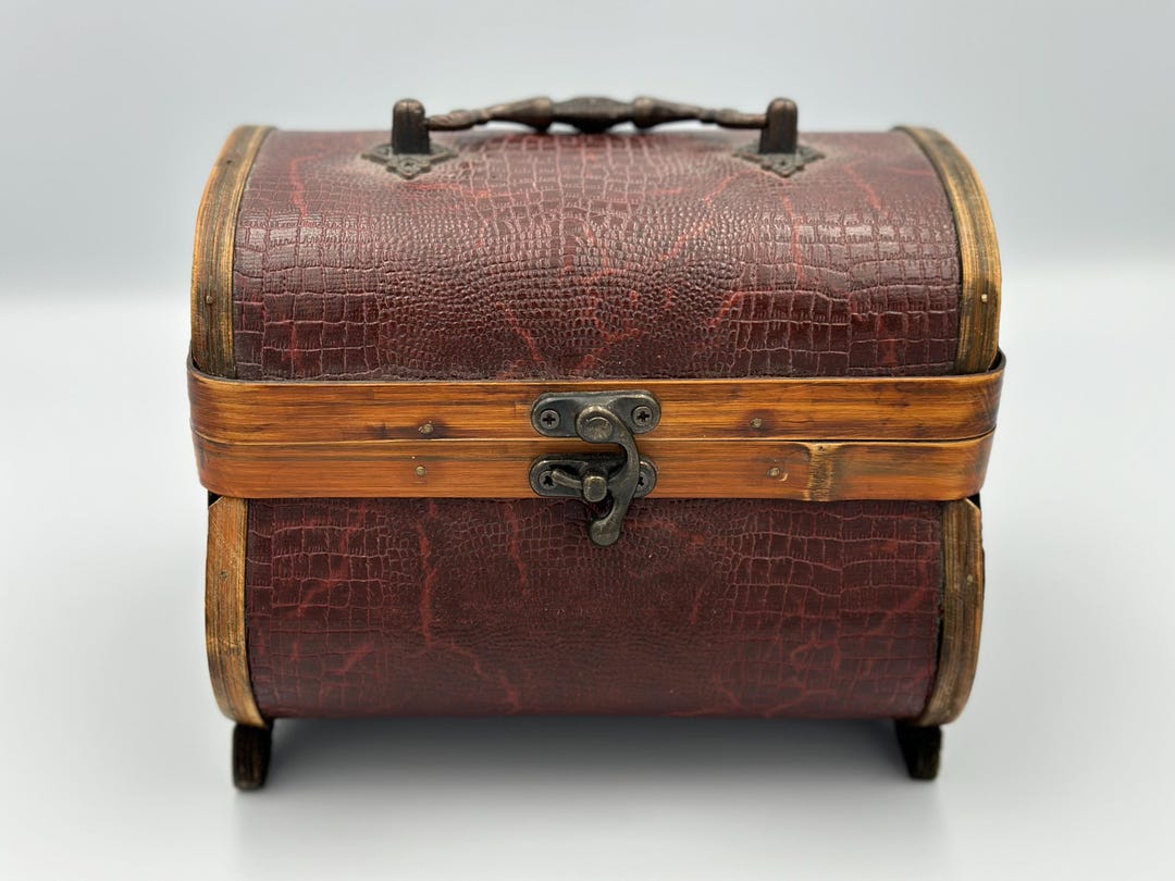 Small Vintage Rustic Wooden Trunk Chest Retro Style Trinket Storage Box ...