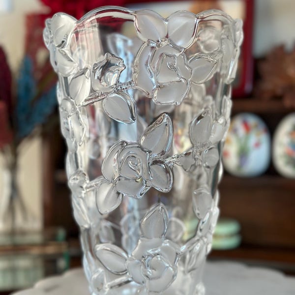 Art Glass Flower Shaped Translucent Bowl Decorative Storage Dish Unique ...