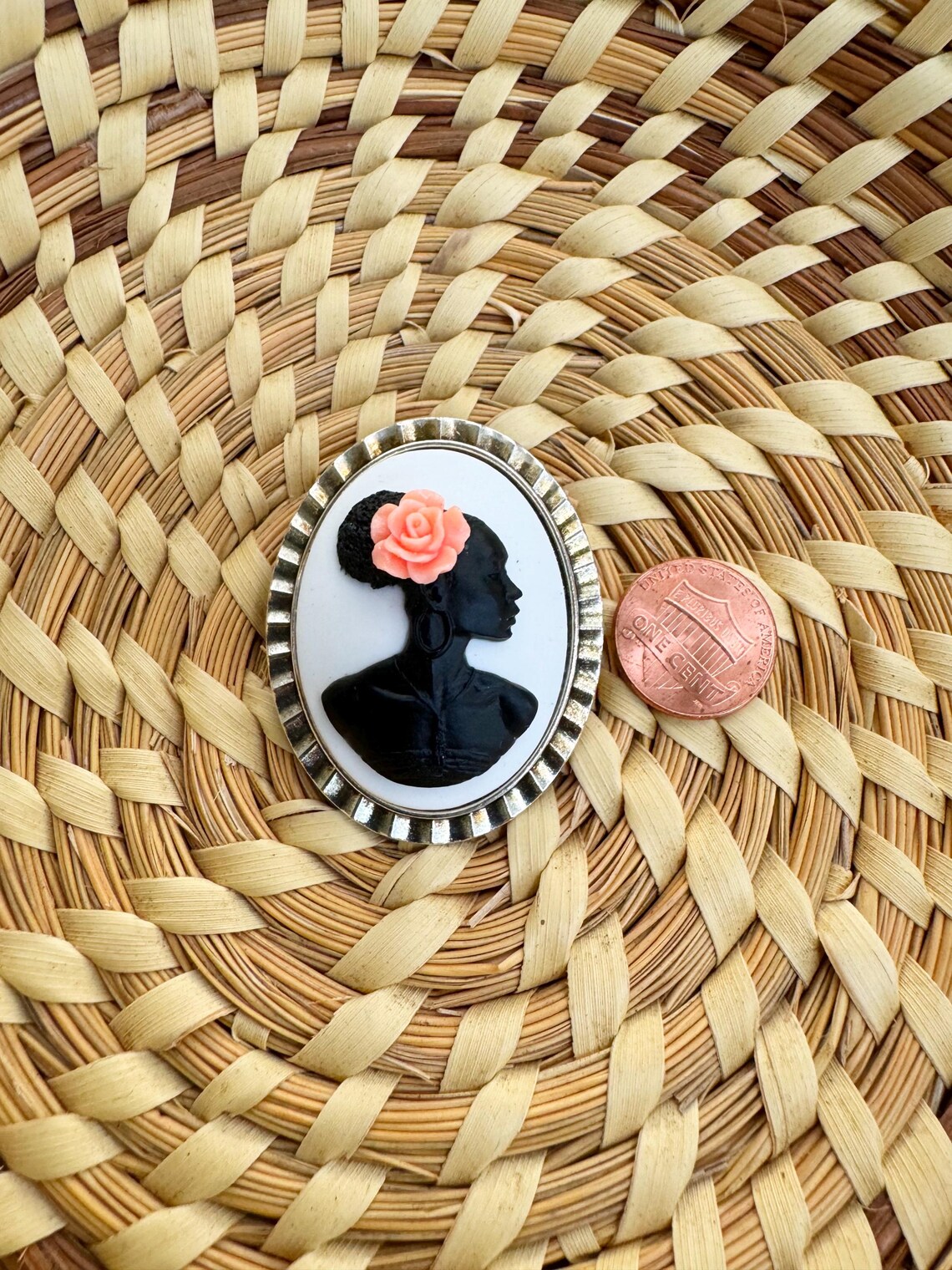 Gullah Ooman Fleur Cameo Black Coral - Etsy