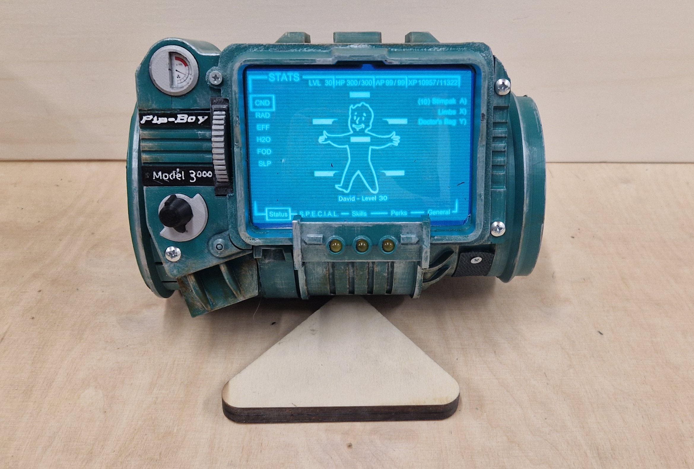 Fallout Pip-boy 3000 Inspired Prop in 1:1 Scale / Cosplay Prop ...