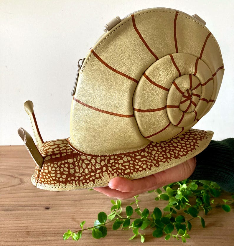 Snail Bag Beige - Etsy