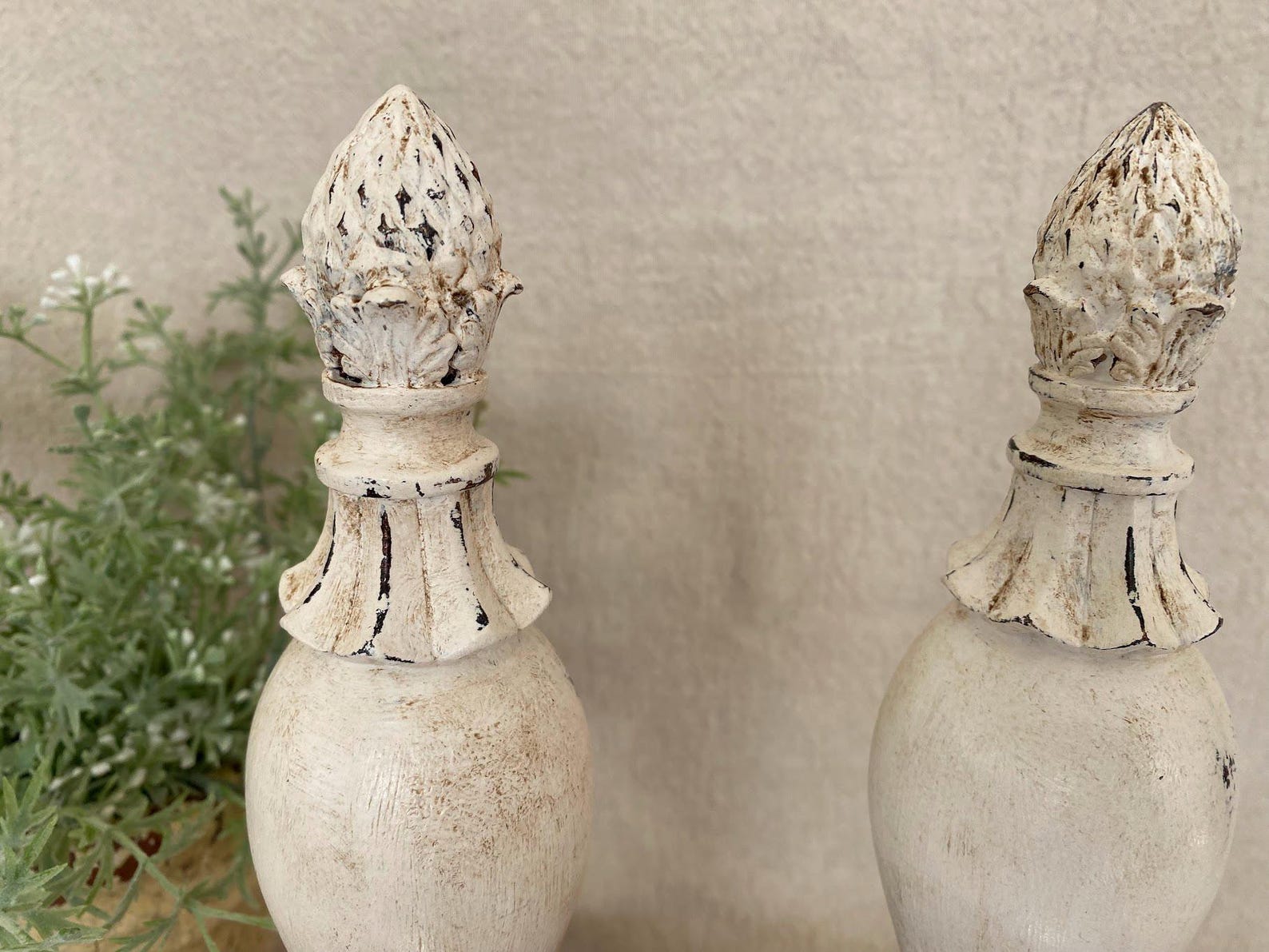 Pair of Upcycled Leaf & Nut Finial Decor - Etsy