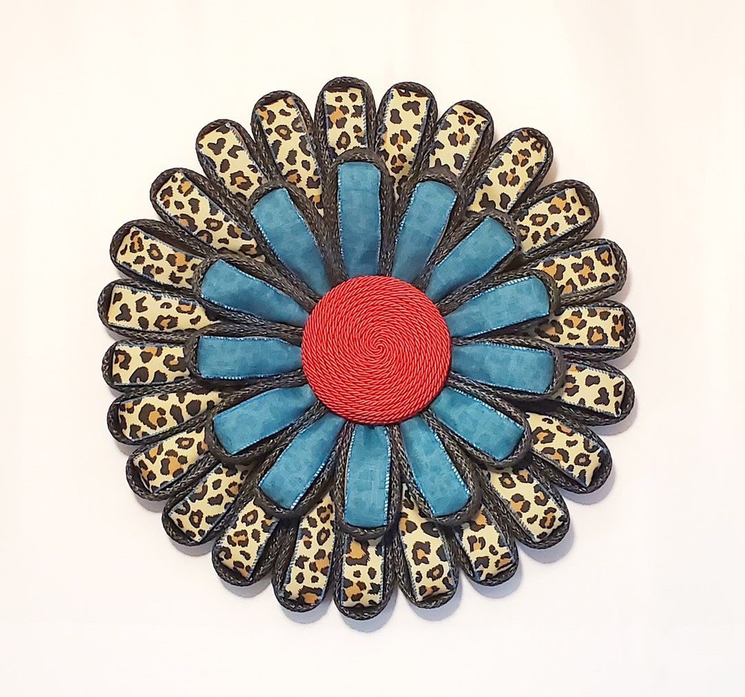 Leopard Print Daisy Chain Petal Wreath - Etsy