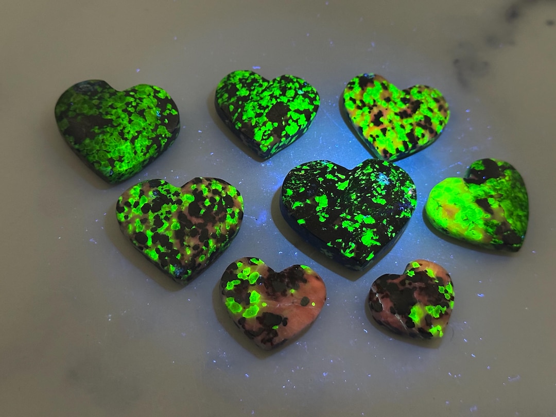 Willemite UV Rare Heart (natural Crystal) You Select - Etsy