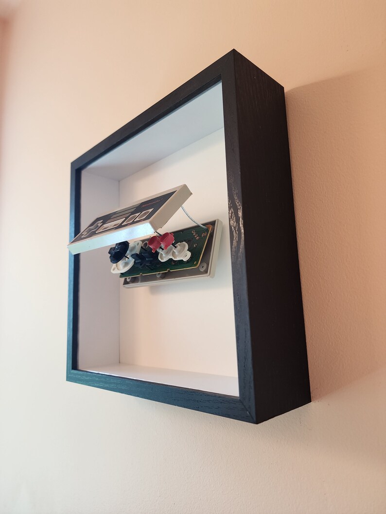 Exploded View Nintendo NES Controller With Frame, Disassemble Art ...