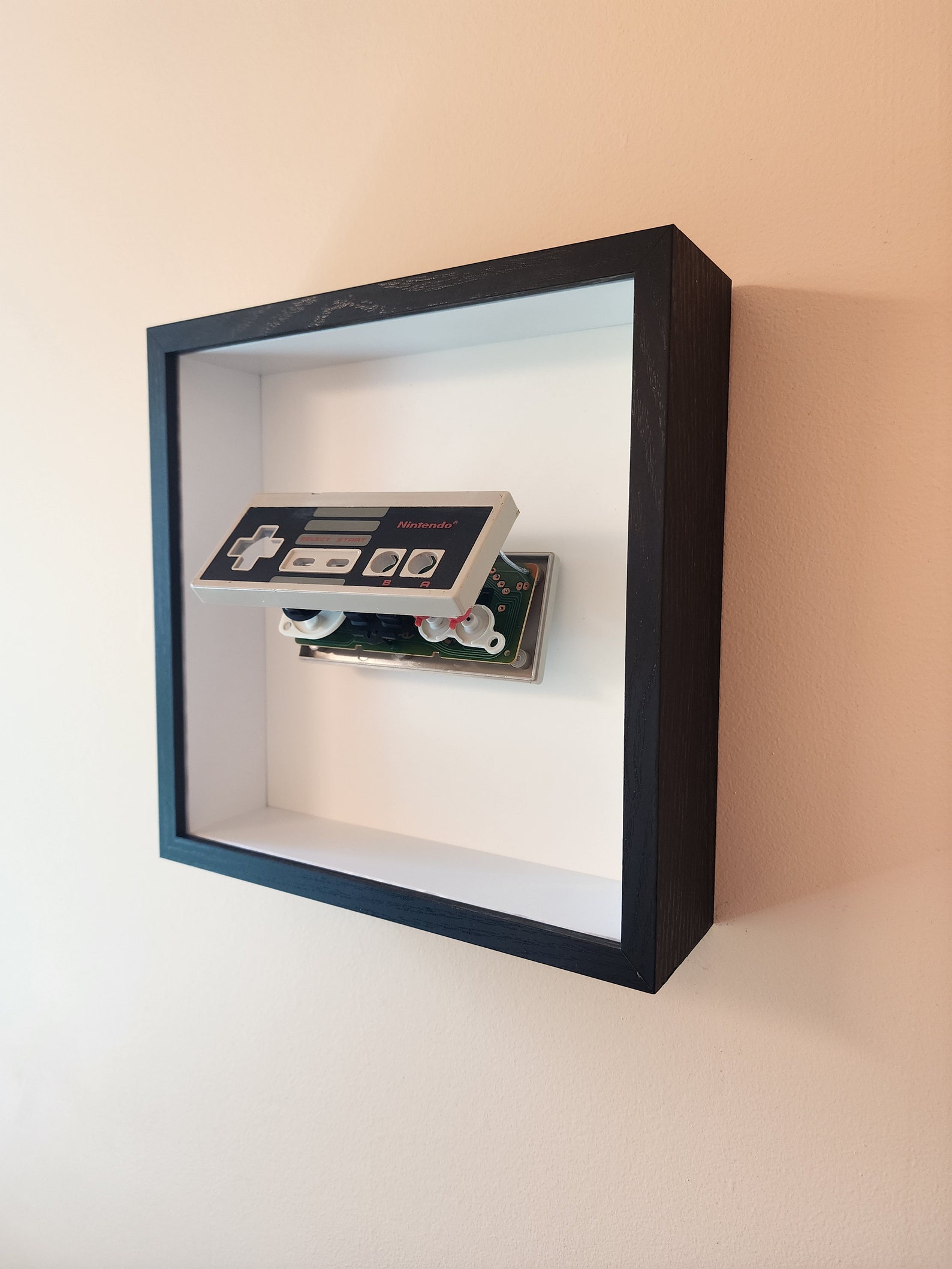 Exploded View Nintendo NES Controller With Frame, Disassemble Art ...