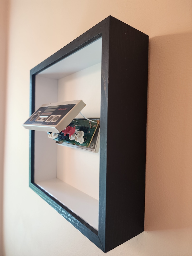 Exploded View Nintendo NES Controller With Frame, Disassemble Art ...