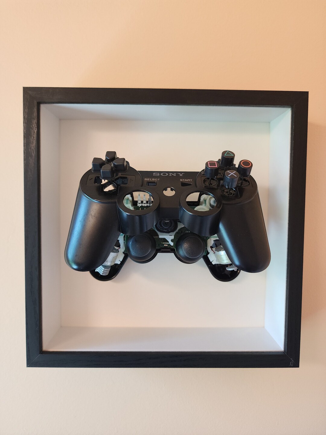 Exploded View Playstation 3 Controller With Frame, Disassemble Art ...