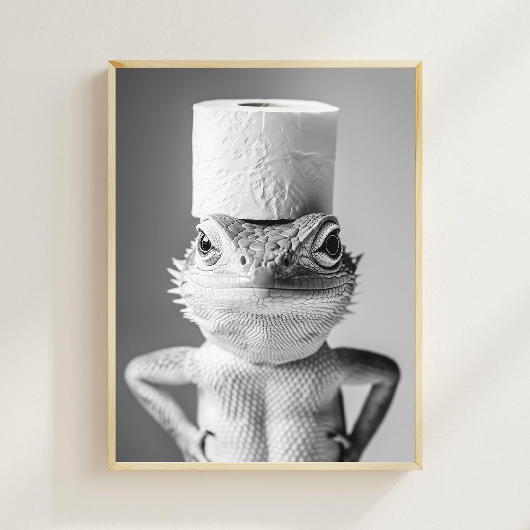 Funny Lizard Toilet Paper Roll Bathroom Print (digital Download) - Etsy