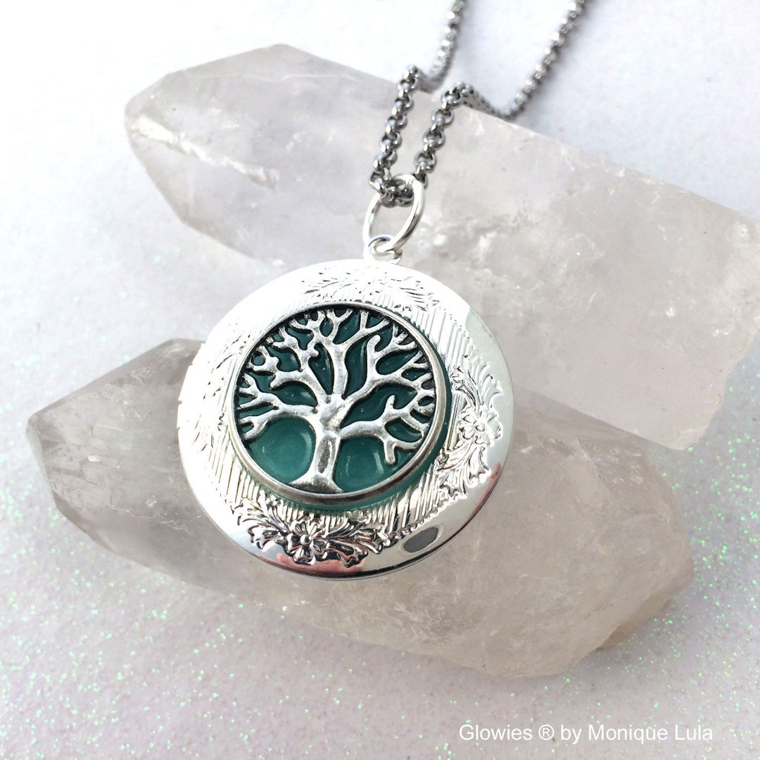 The Original Glow Locket Tree of Life Pendant Necklace - Etsy