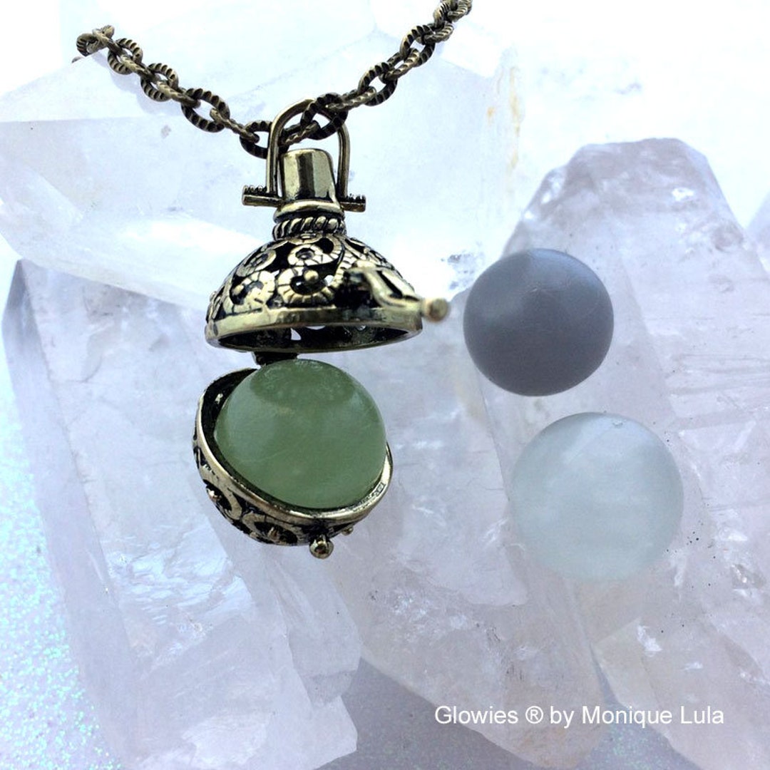 Enchanted Orb Glow Locket - Etsy