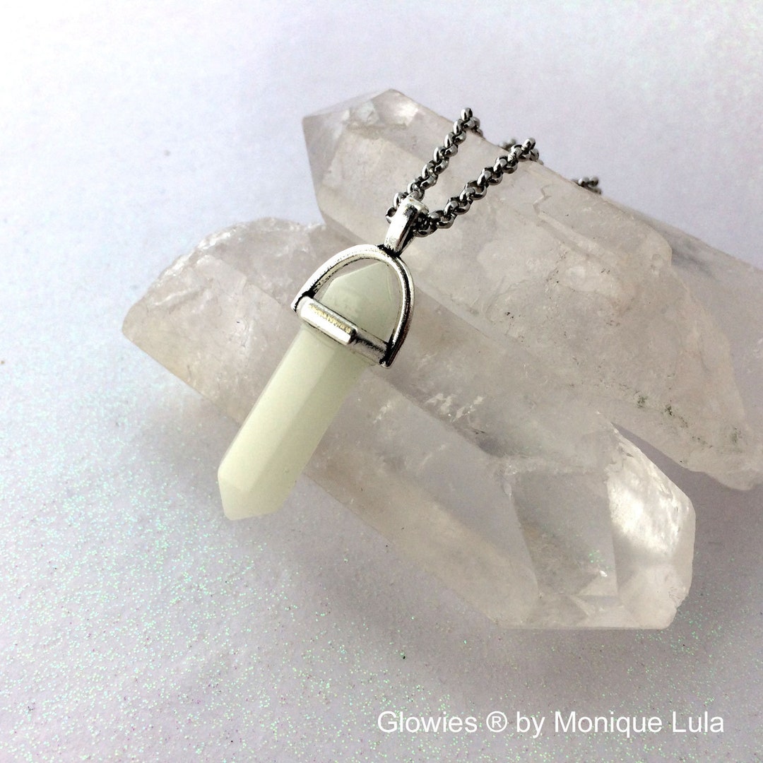 Glow Crystal Magic Necklace, Glow Necklace, Glowing Jewelry, Glow in ...