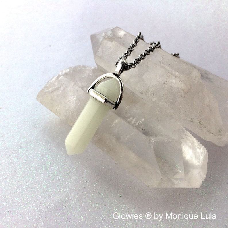 Glow Crystal Magic Necklace Glow Necklace Glowing Jewelry - Etsy
