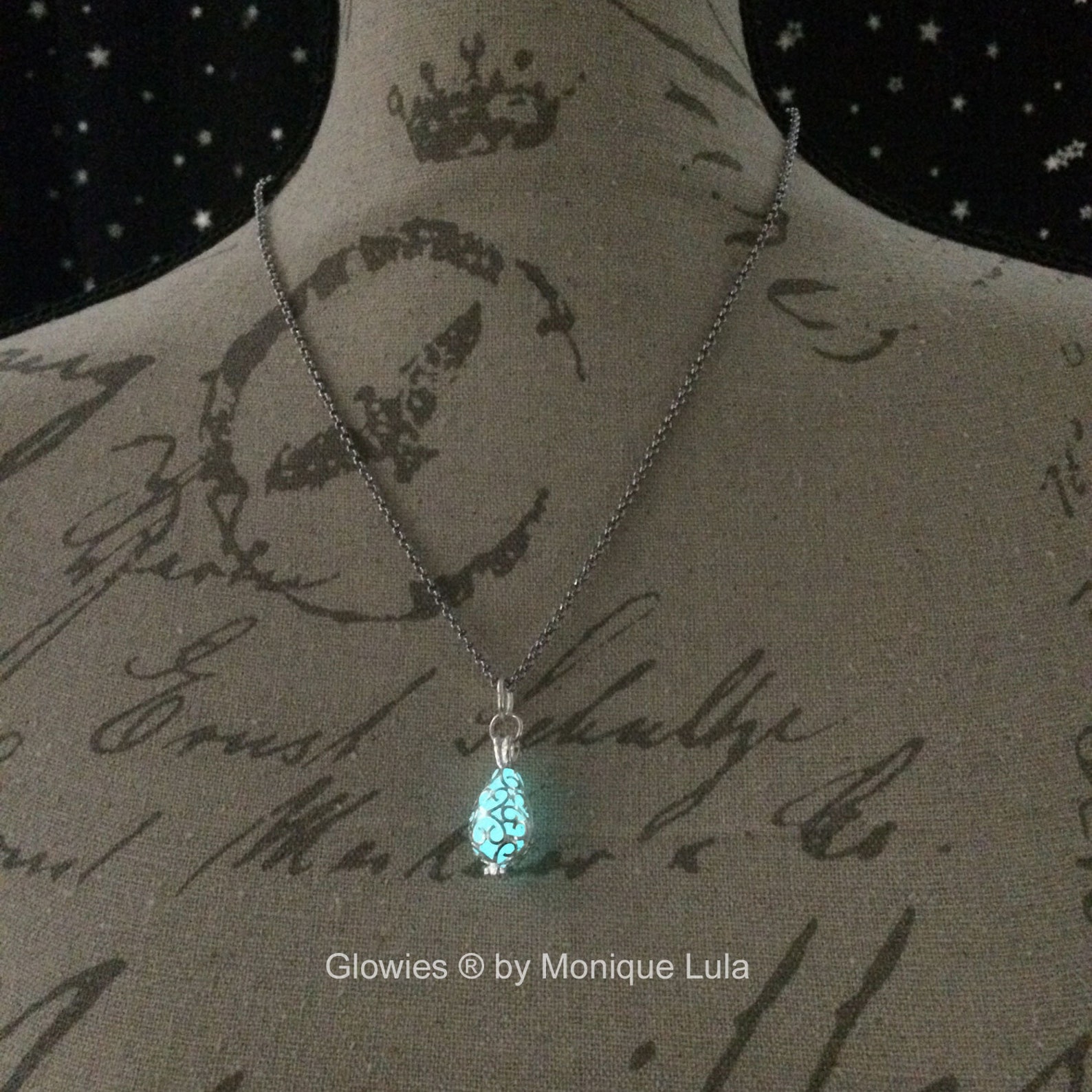 Mermaid Tear Glow Locket® Magic Necklace Glows in the Dark Glowies ...