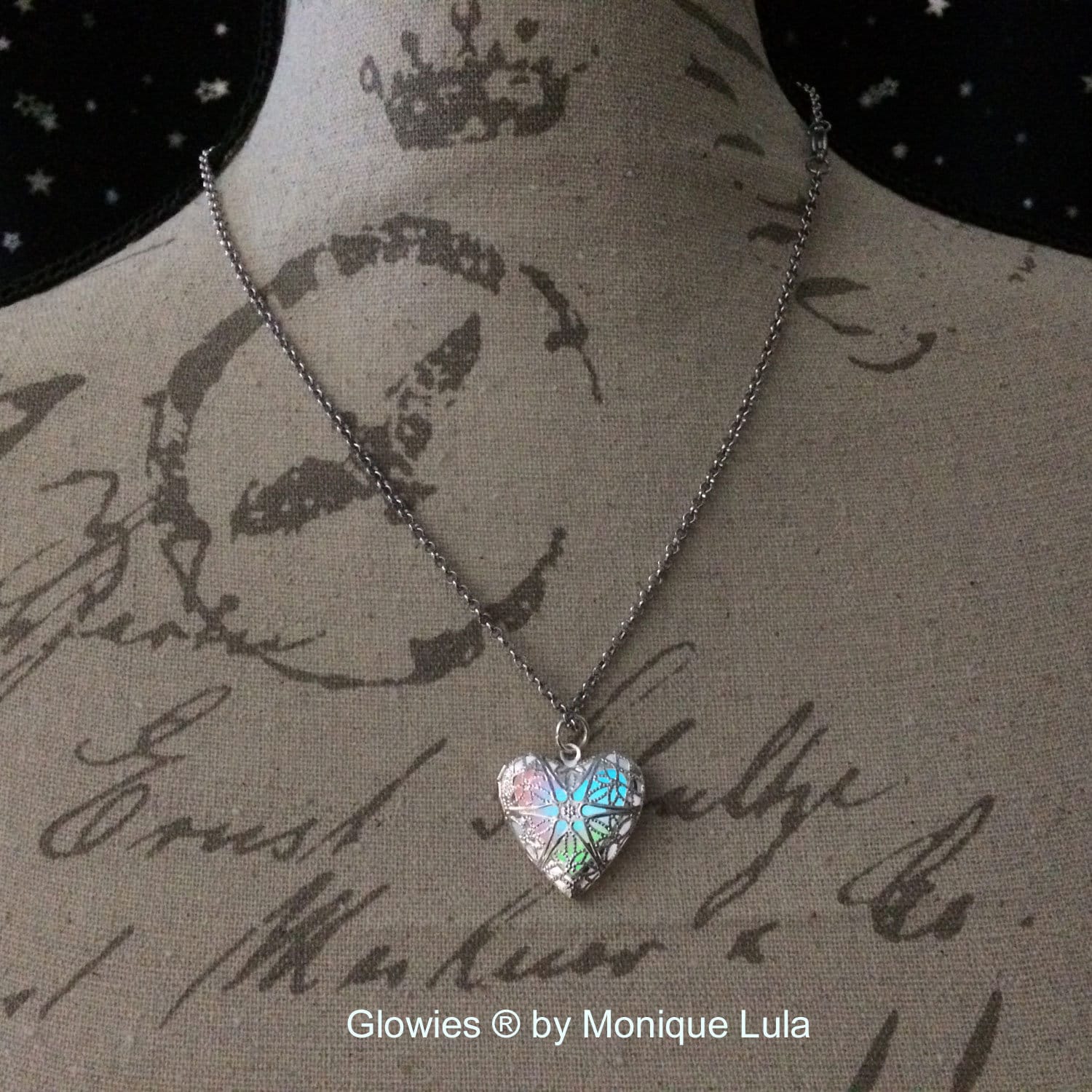 Rainbow Glowing Heart Glow Locket ® Necklace - Etsy