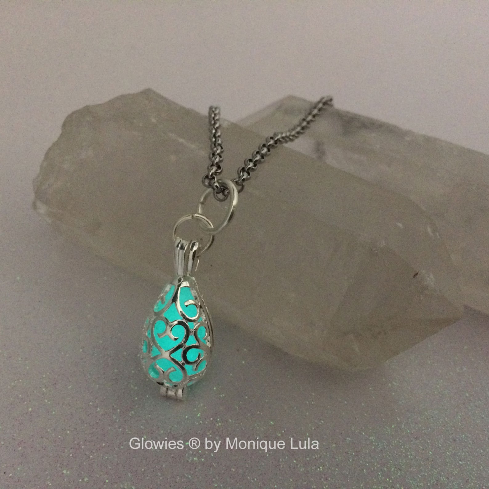 Mermaid Tear Glow Locket® Magic Necklace Glows in the Dark Glowies ...