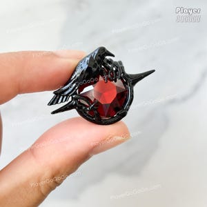 Love and Deepspace Sylus Crow Pin, Sylus Jewelry 秦徹 戀與深空 シン 진운 - Etsy