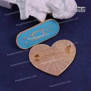 Mari Pin Set of 5, Vtuber Cosplay Accessories - Etsy