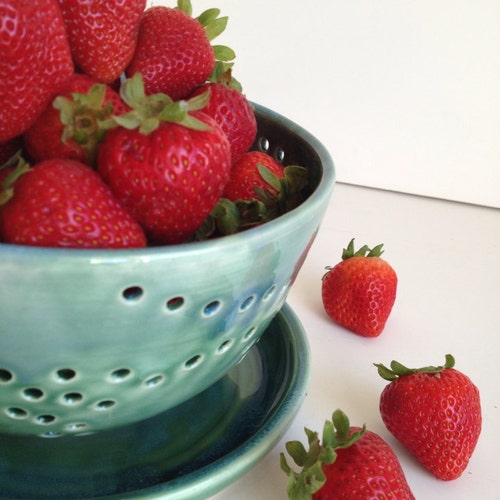 Berry Colander - Etsy