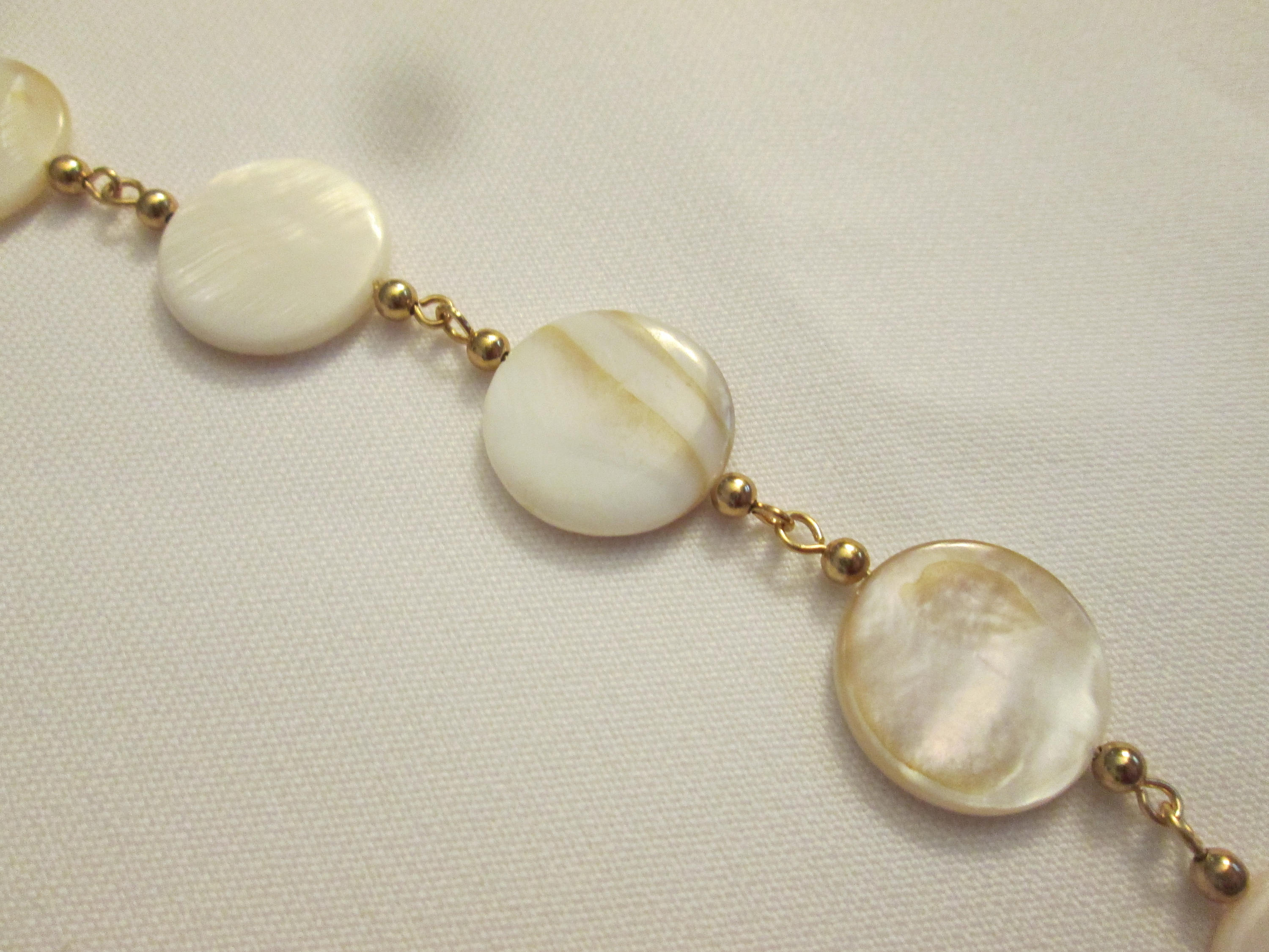 Natural Mother of Pearl and Gold Wire Link Necklace and Earrings Set - Etsy