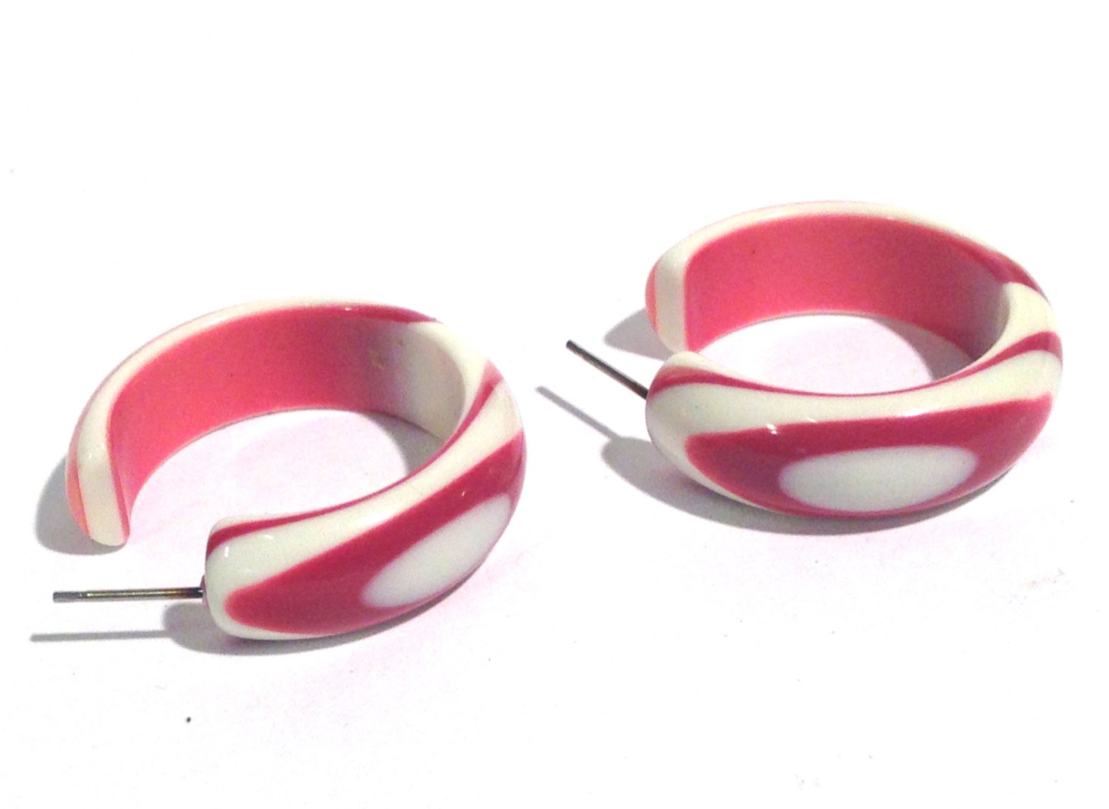 Hot Pink Hoop Earrings Fuchsia Agate Hoops vintage marbled | Etsy